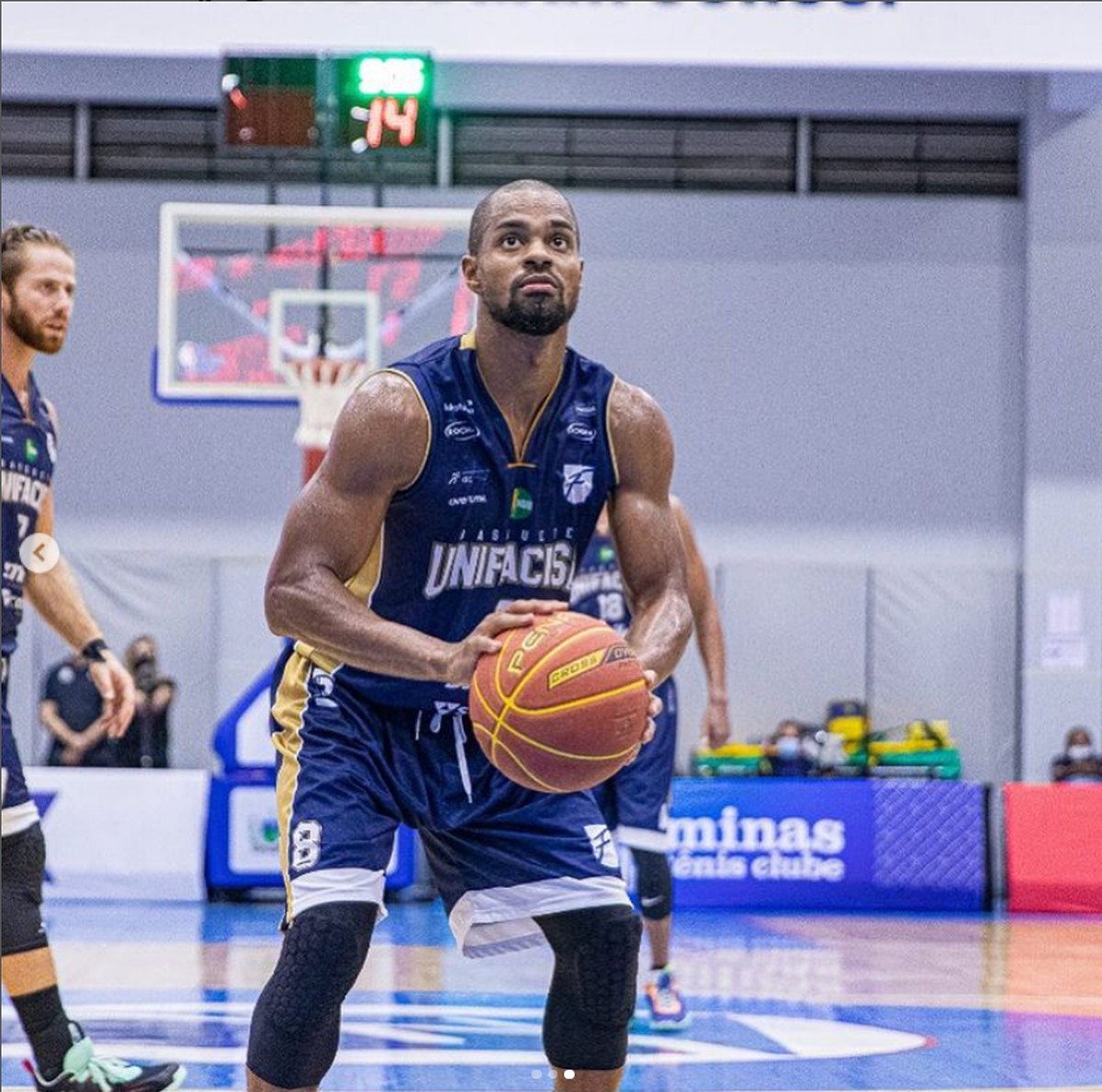 Unifacisa confirma vaga no Super 8 após vitória contra o Cerrado, e ...