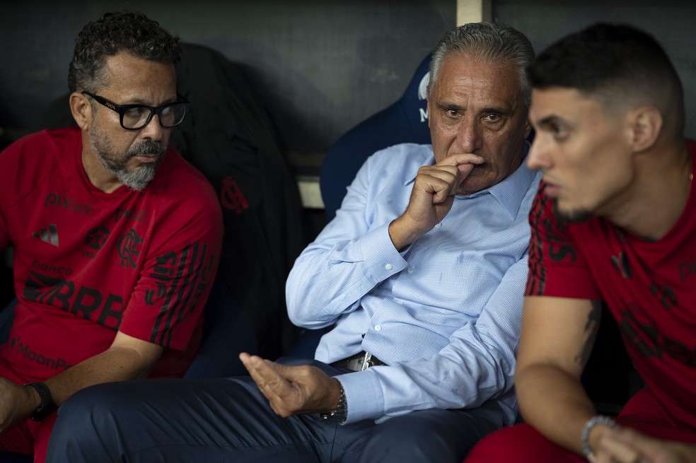 Tite enxerga carência, e Flamengo inclui ponta direita entre as ...