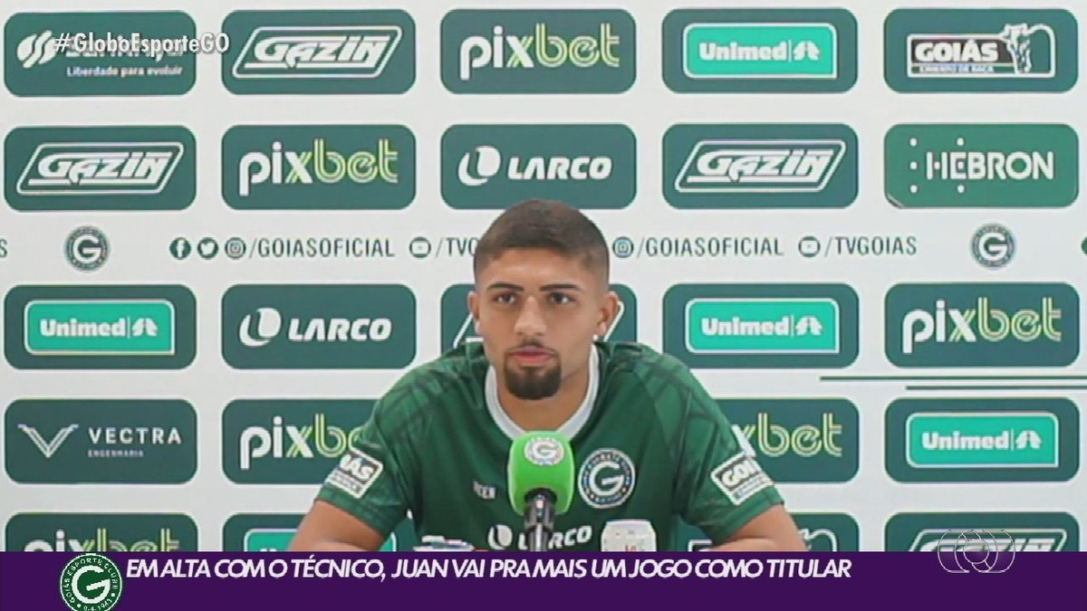 Juan ganha espaço no Goiás e celebra início como profissional | goiás | ge
