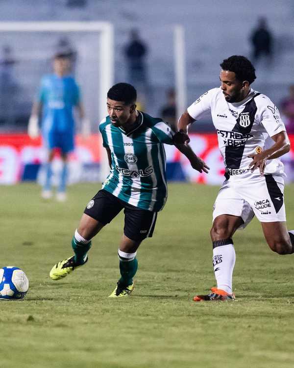 Destaque do Coritiba na estreia, Lucas Ronier detalha pedido de Guto e ...