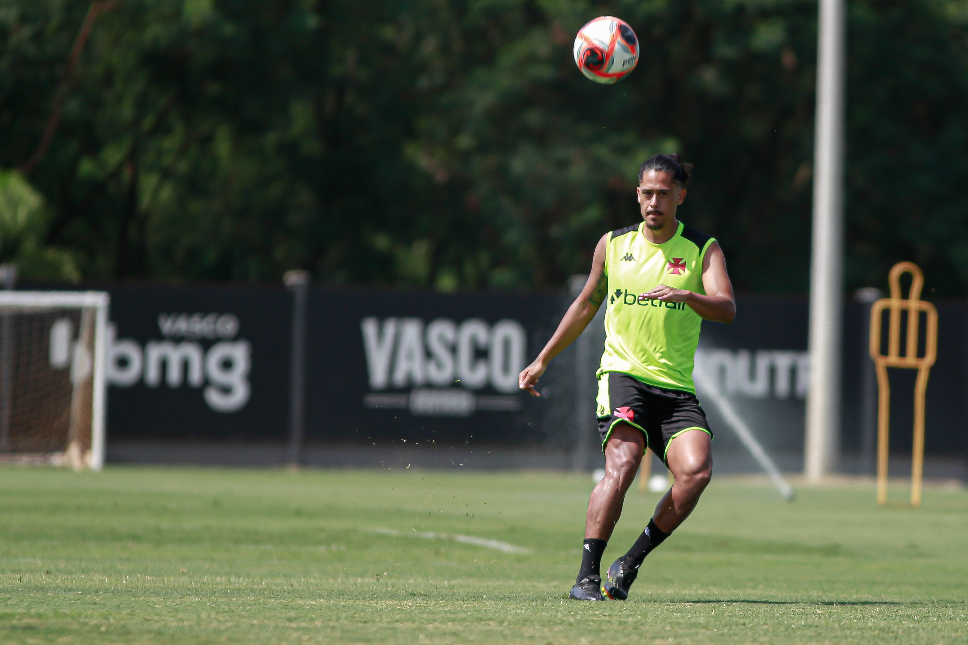 Relacionados do Vasco: Paulinho e Coutinho são preservados, e Lemos ...