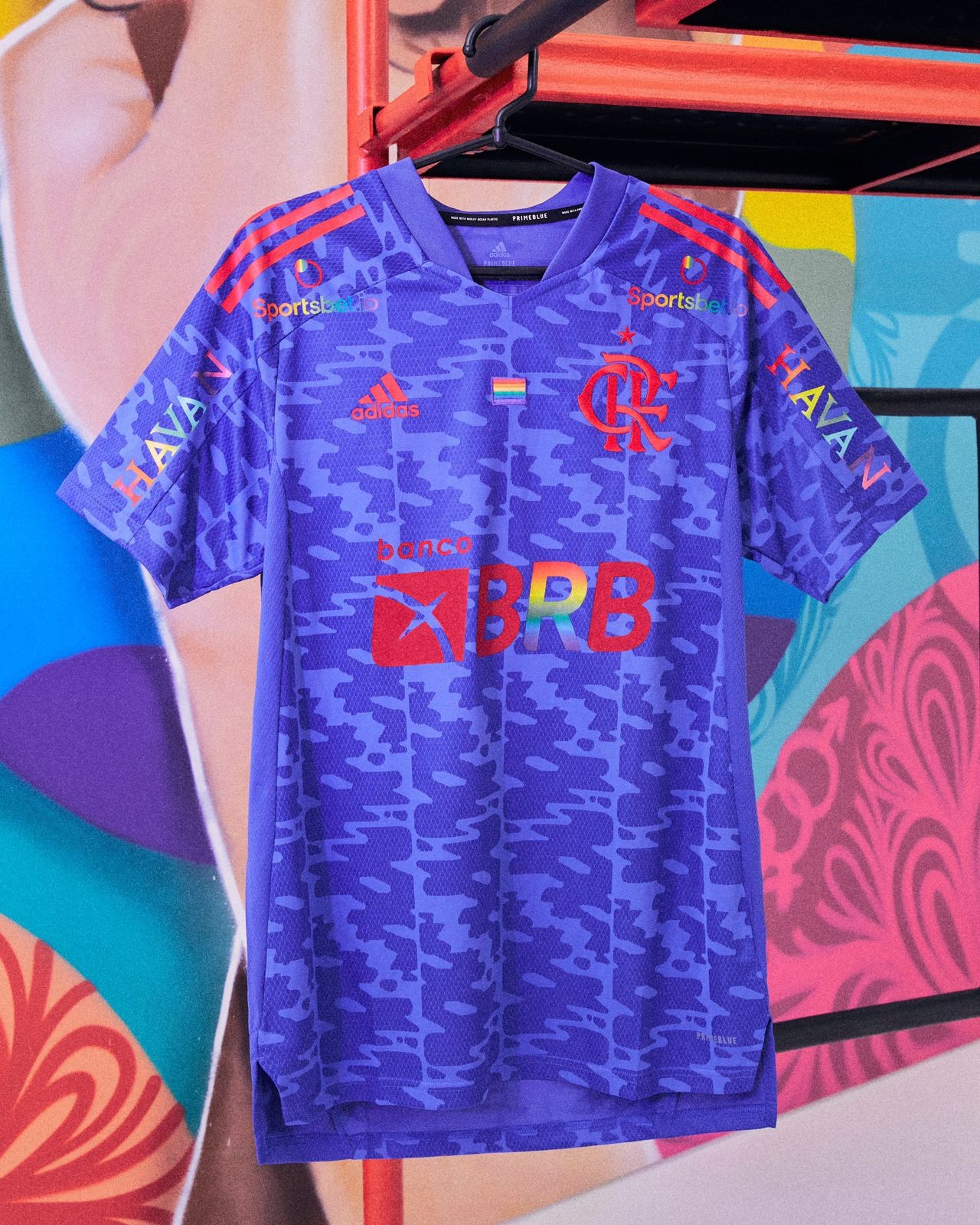 Flamengo lança camisa em defesa da diversidade e com referência à causa ...