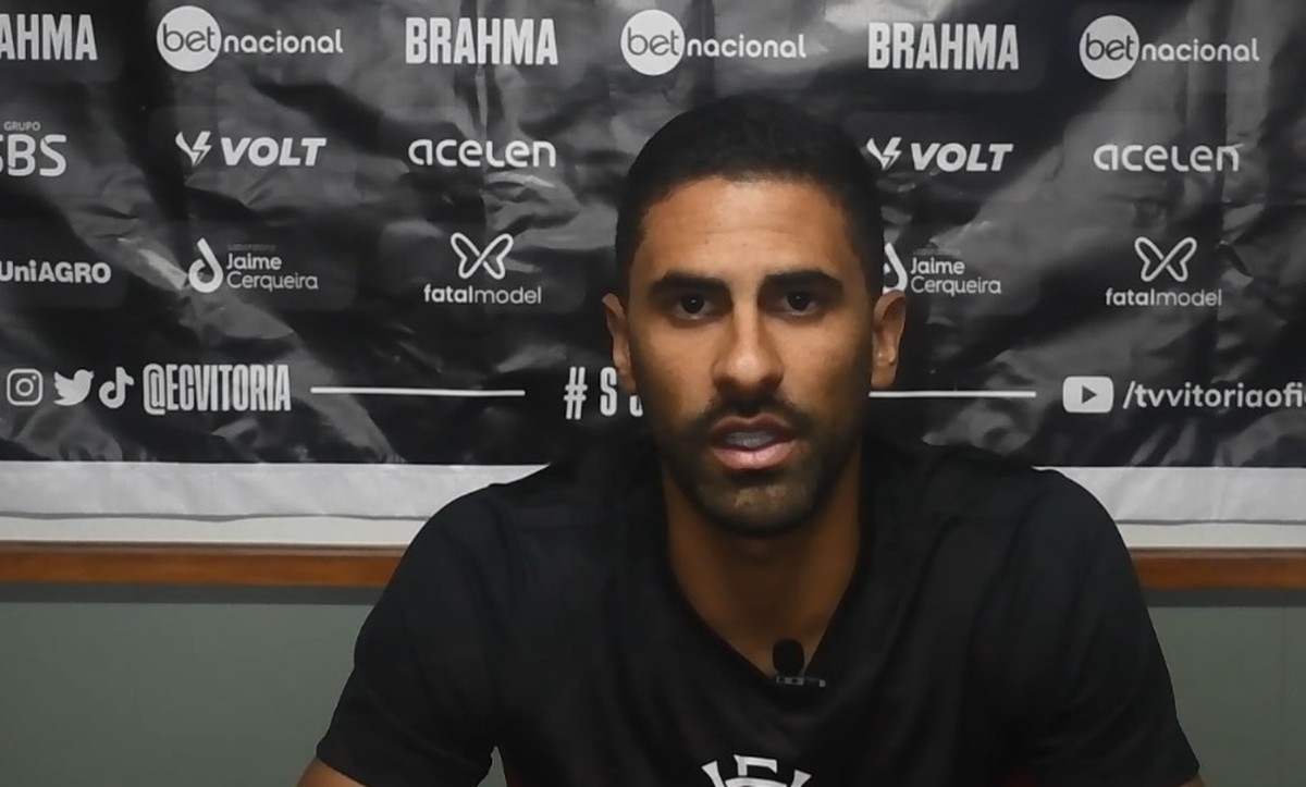 Artilheiro do Vitória, Tréllez vive boa fase e celebra: "Estou muito ...