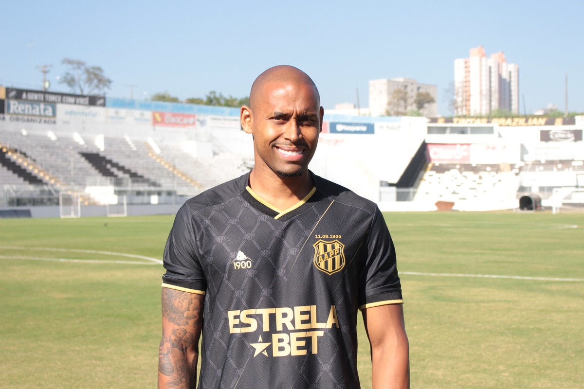 Desconforto na volta aos gramados após nove meses tira Gabriel Silva do ...