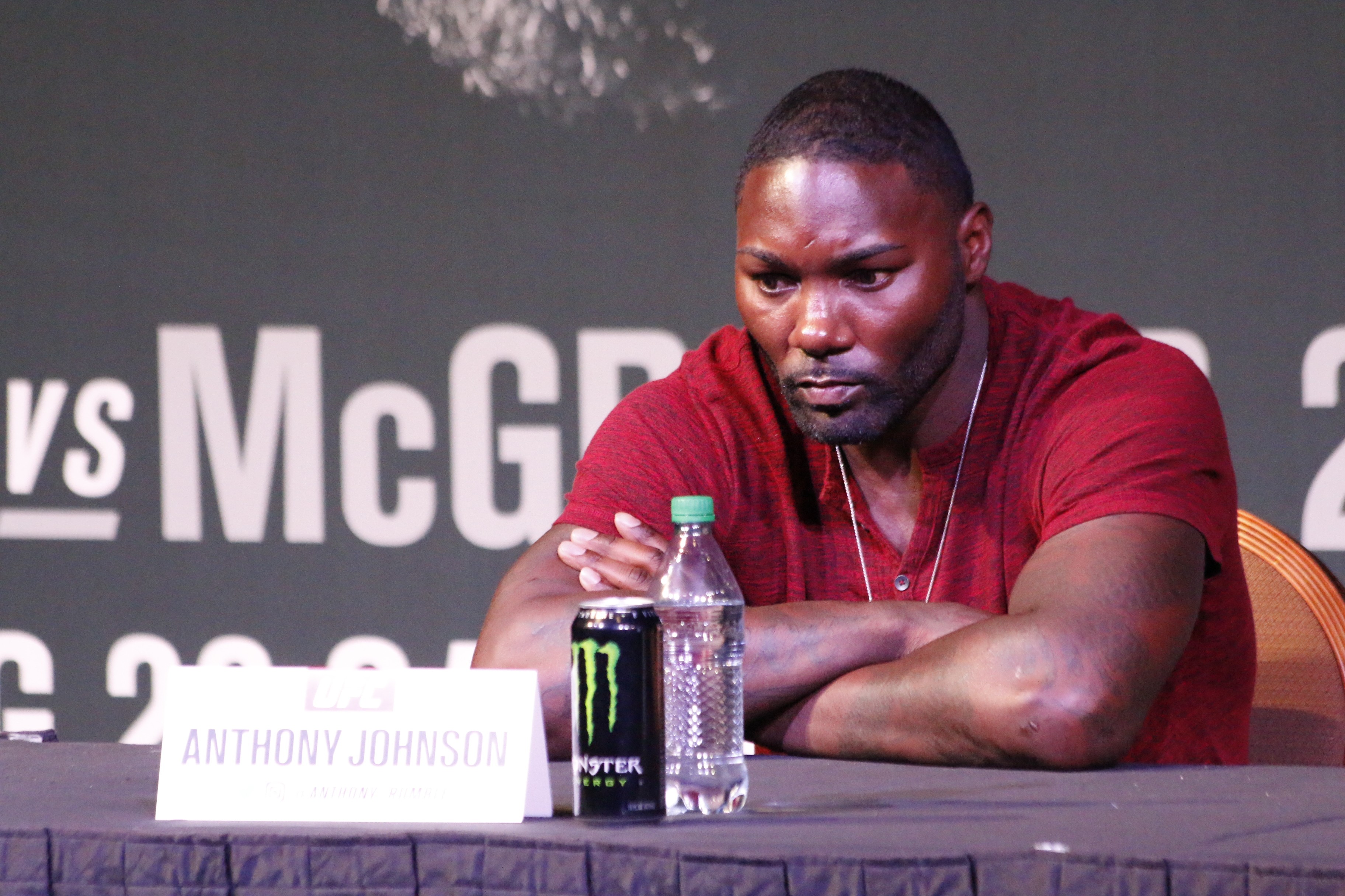 Ex-UFC Anthony Johnson morre aos 38 anos, vítima de doença | Ge