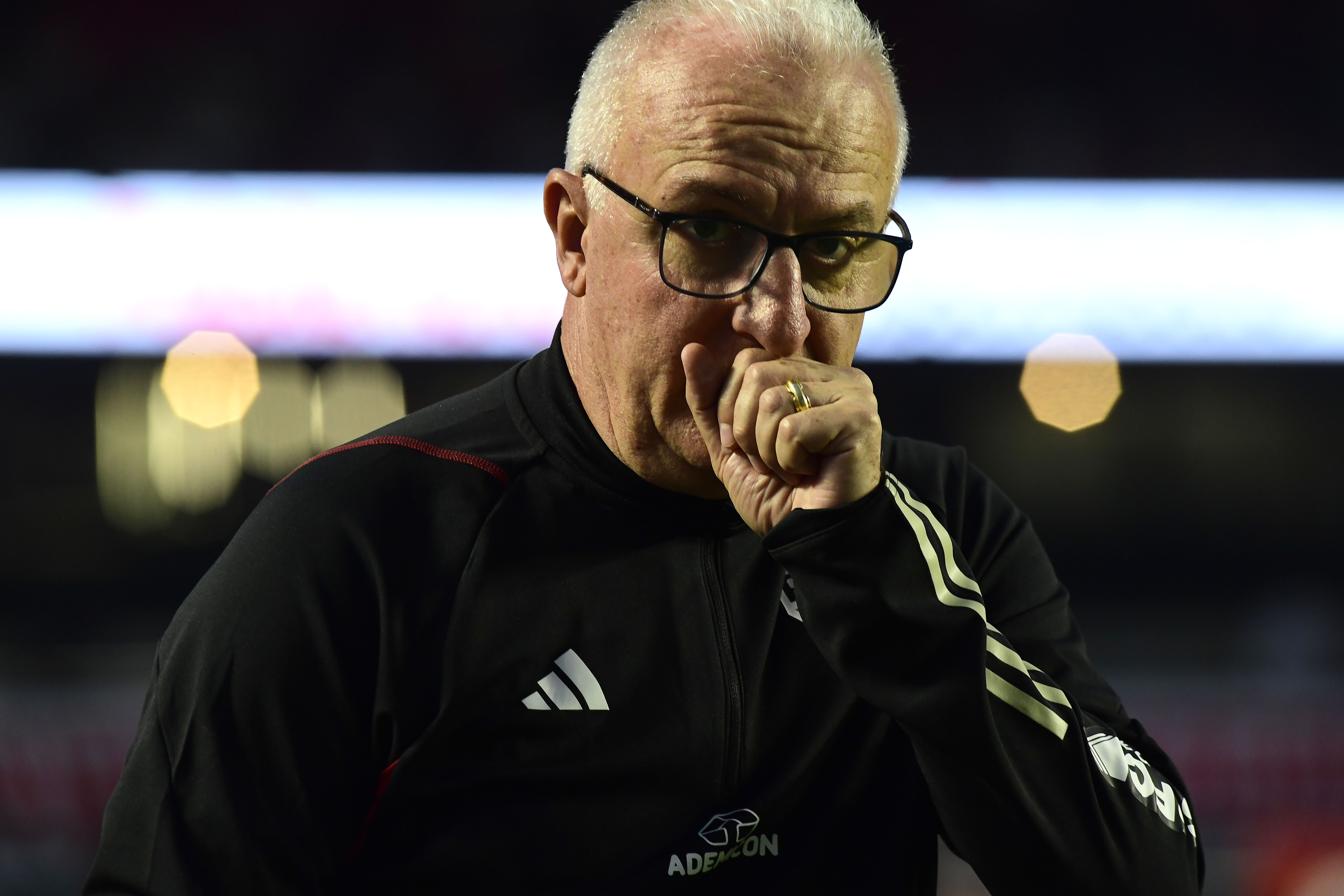 Dorival diz que conta com James Rodríguez no São Paulo para 2024 ...