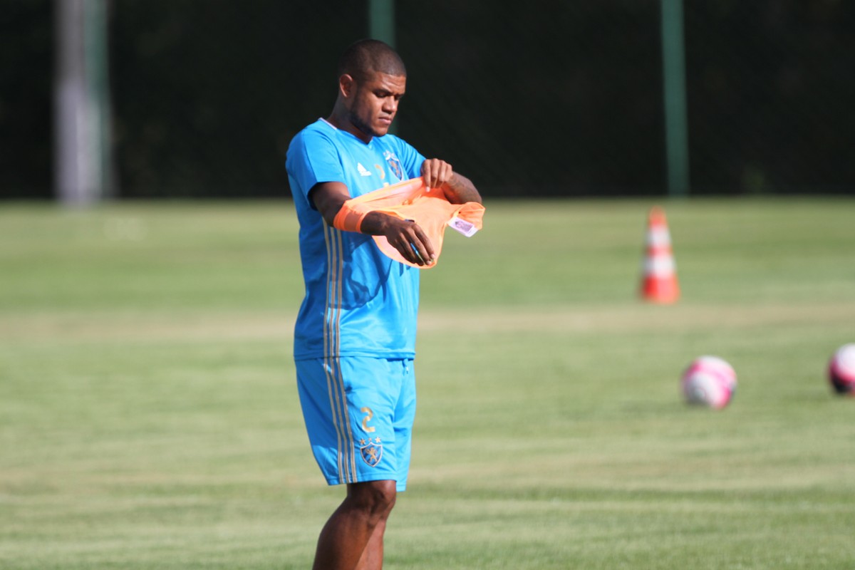 Anselmo se vê como exemplo para contratações sem badalação do Sport ...