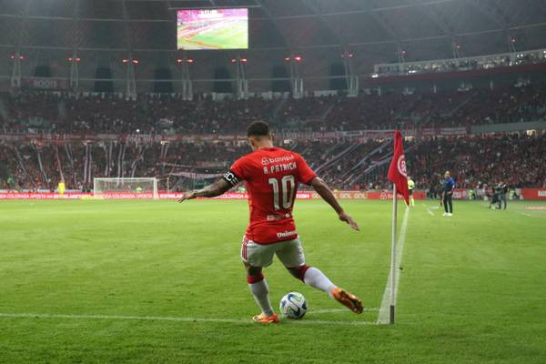 Alan Patrick leva o terceiro cartão amarelo e desfalca o Inter contra o ...