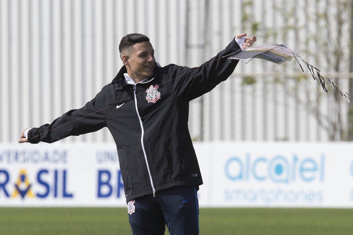 Quem sai? Quem vem? E patrocínio? Presidente do Corinthians responde | Ge