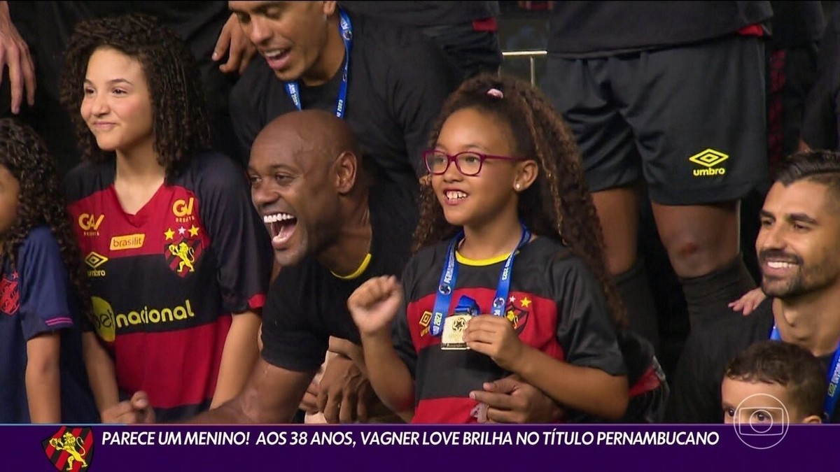 Filha de Vagner Love vira amuleto e vai ao pódio com o pai em título ...