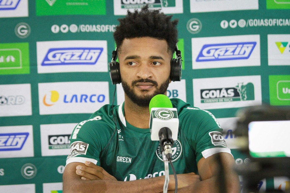 arthur lateral esquerdo