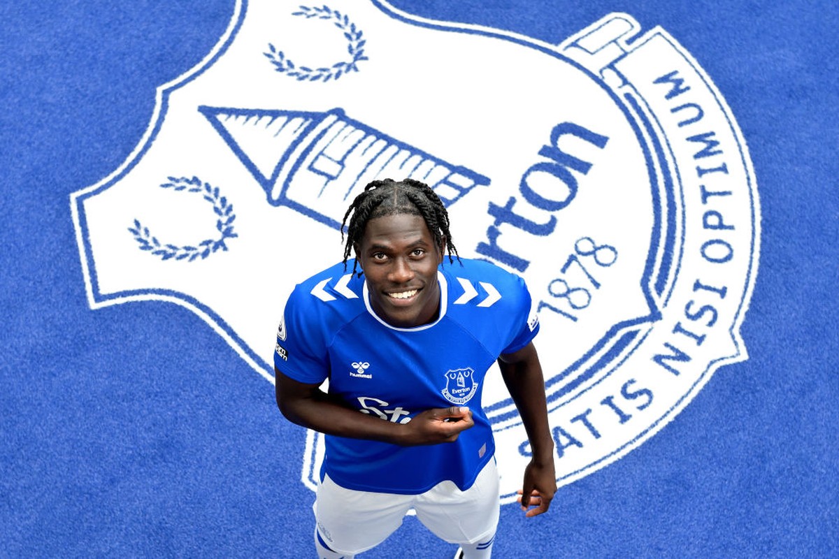Everton anuncia contratação de Onana, por até R$ 209,5 milhões ...