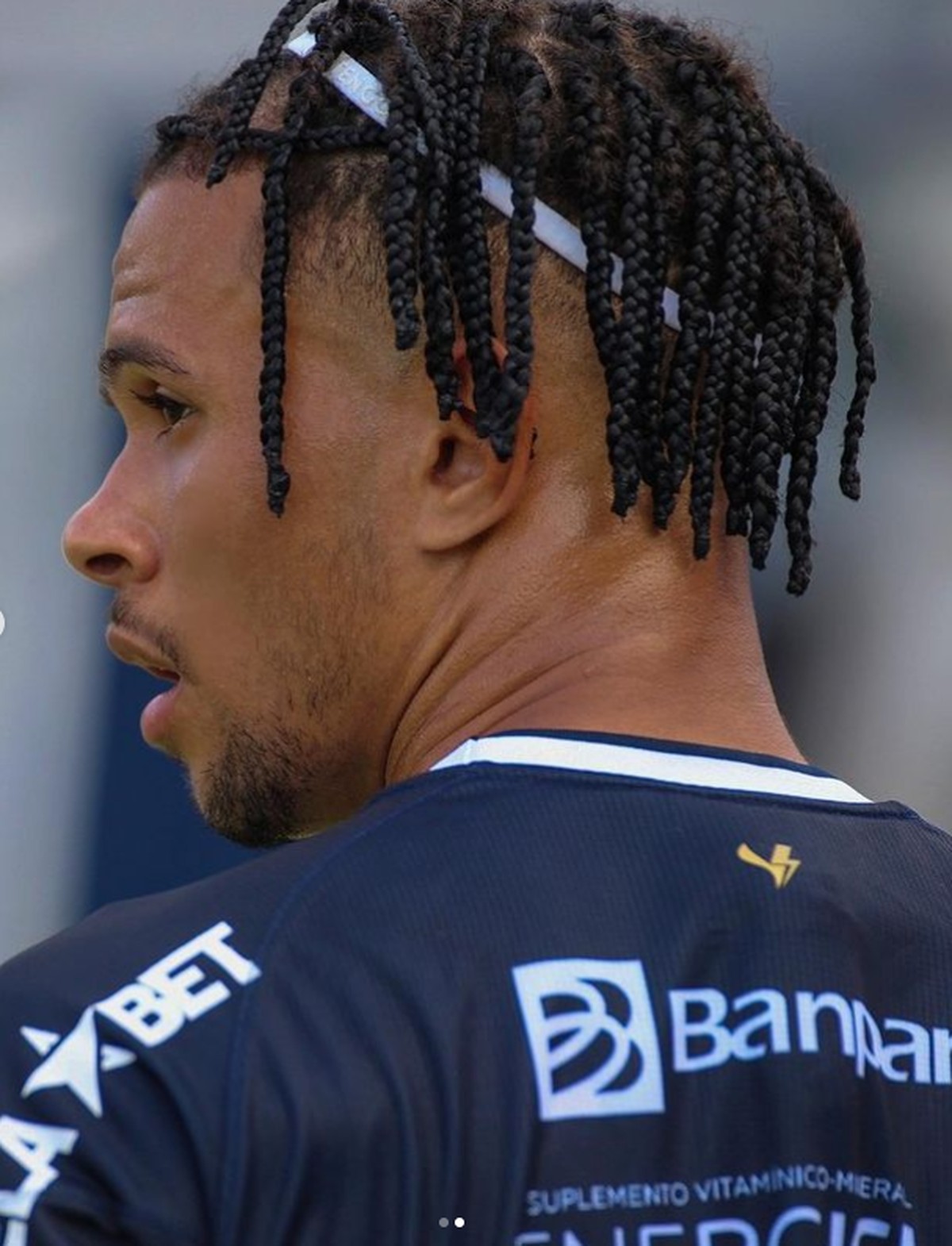 "A chance dele sair é gigante": presidente do Vila explica contrato de ...