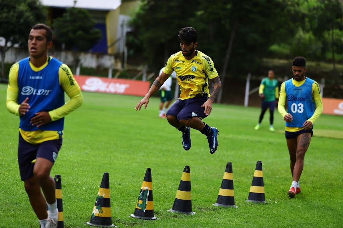 Caldense se reapresenta com foco em manter G-4 do Mineiro e 100% no ...