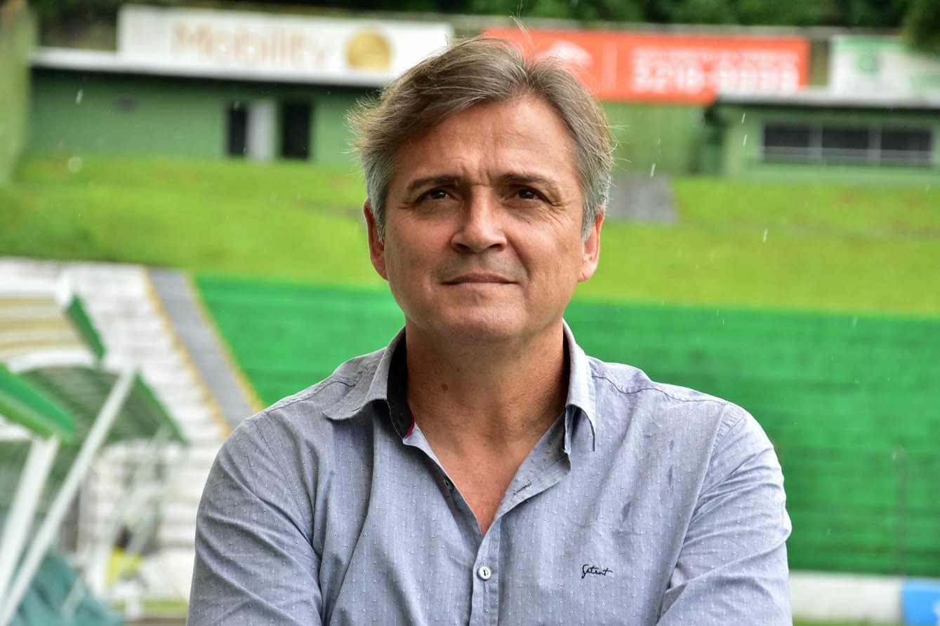 Lembra dele? Ídolo do Vasco, Luiz Carlos Winck é o novo treinador do ...