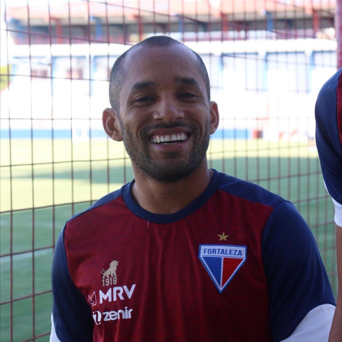 Edinho treina pela 1ª vez com Fortaleza após retorno ao clube ...