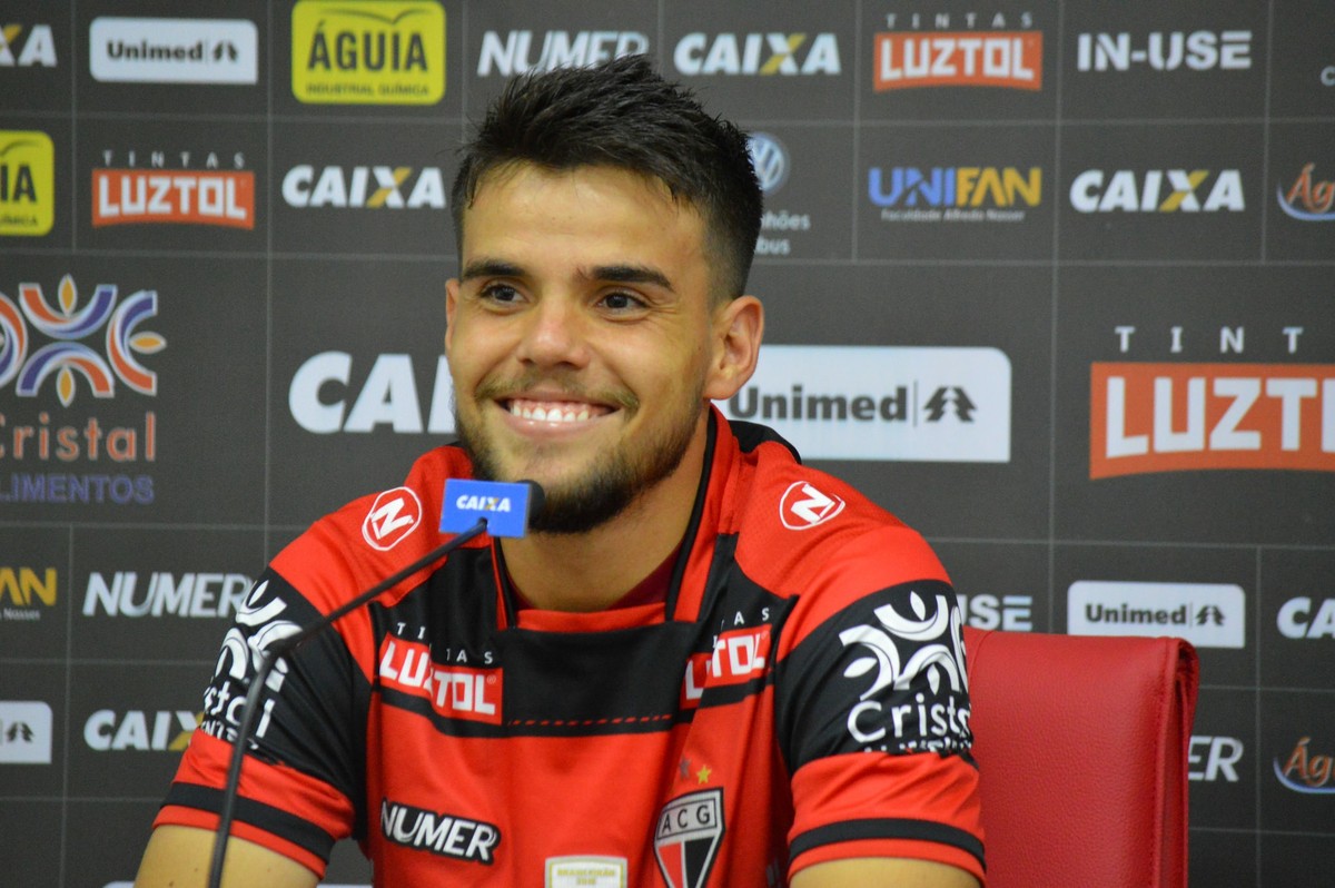 Após dois anos, Rodrigo volta ao futebol goiano e exalta bagagem adquirida