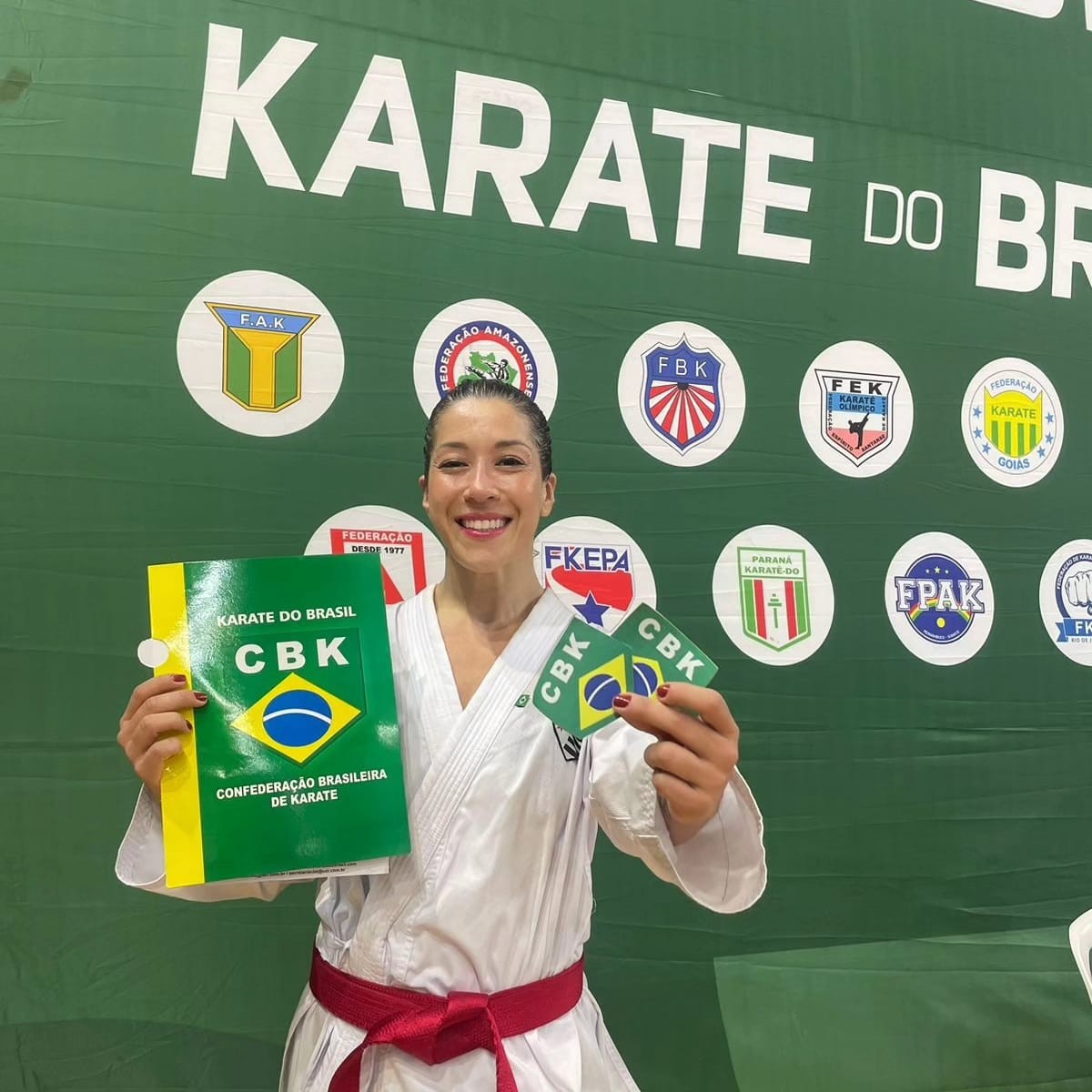 Carateca supera lesões e coroa volta por cima com vaga na seleção ...