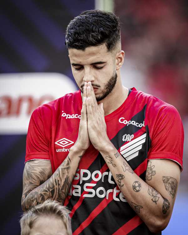 Destaque no Athletico, Kaique Rocha celebra boa fase e relembra ...