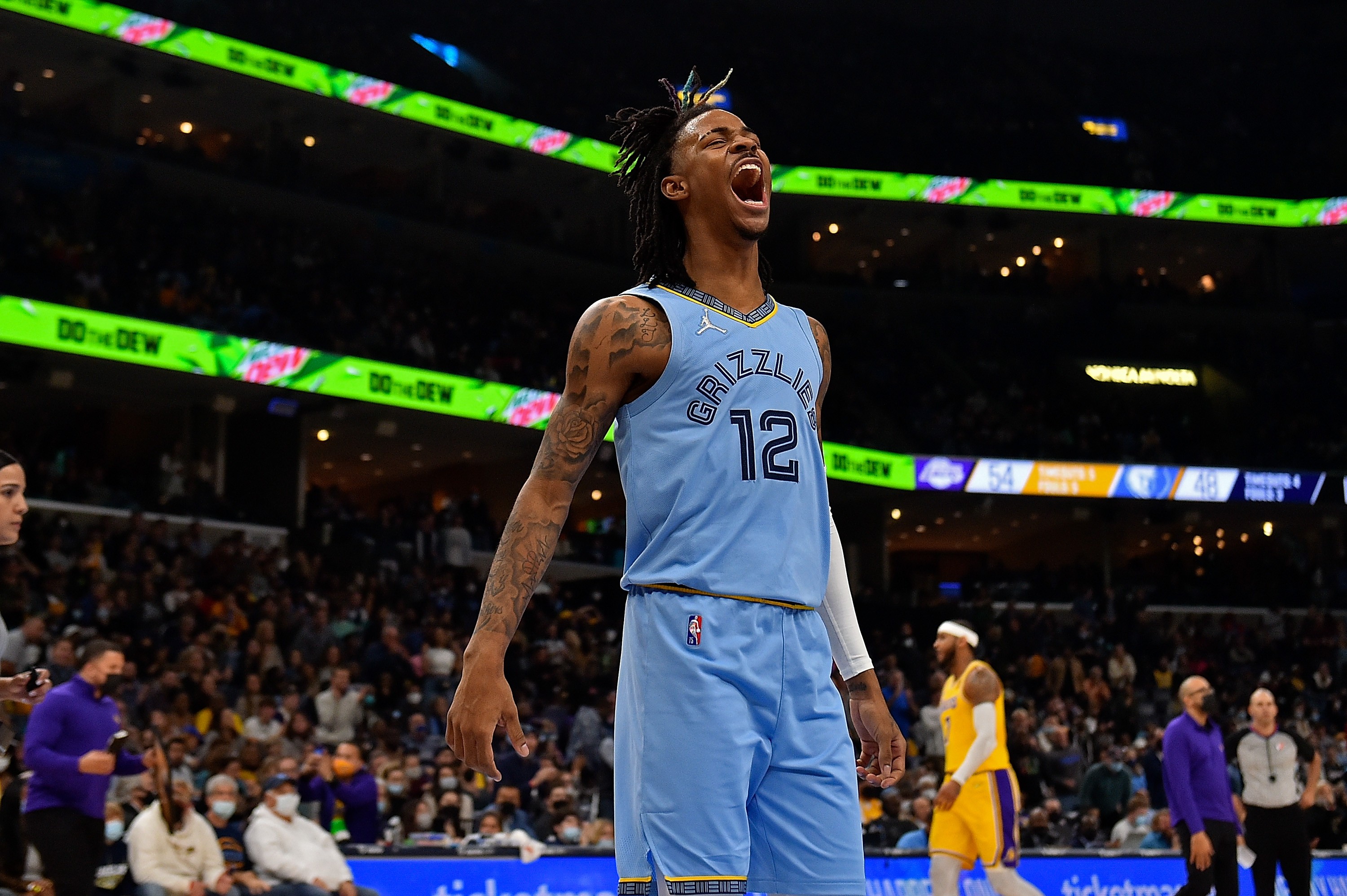 Espetacular, Ja Morant tem "toco do ano" contra os Lakers; veja o vídeo ...
