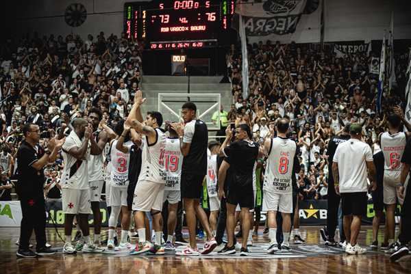 Recomeço, expectativa e eliminação: como foi a volta do Vasco ao NBB ...