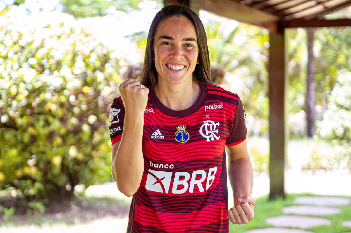 Nova comandante da zaga, Agustina alerta para estreia do Flamengo na ...