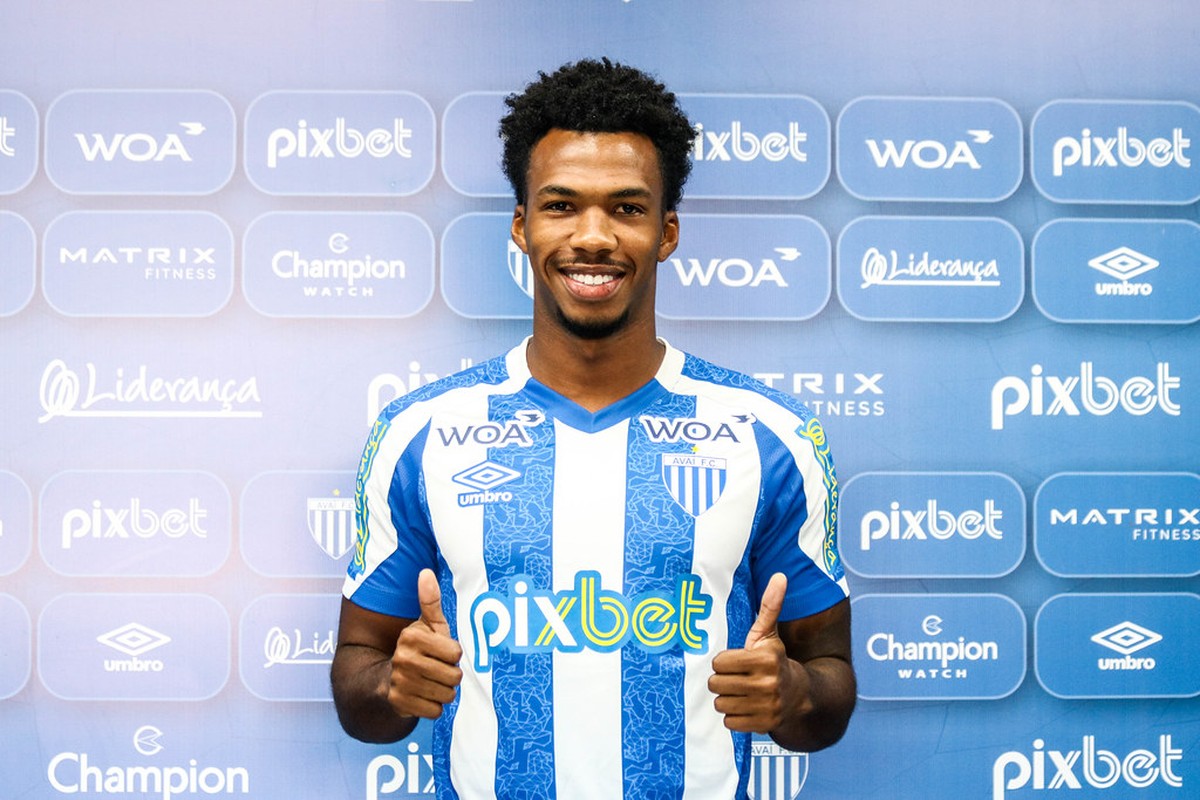 Apresentado pelo Avaí, Roberto diz que está "confiante e preparado para ...