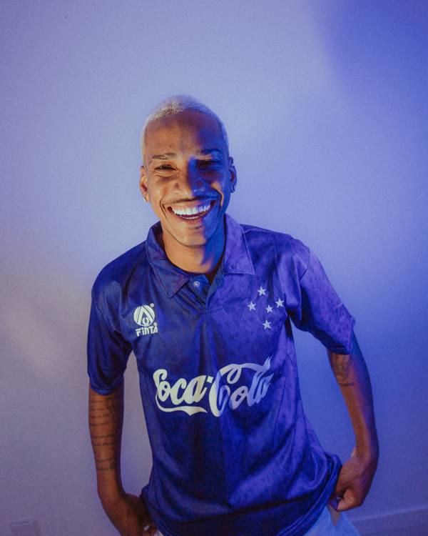 Camisa de Ronaldo no Cruzeiro, autógrafo de Alex... Matheus Pereira fez ...