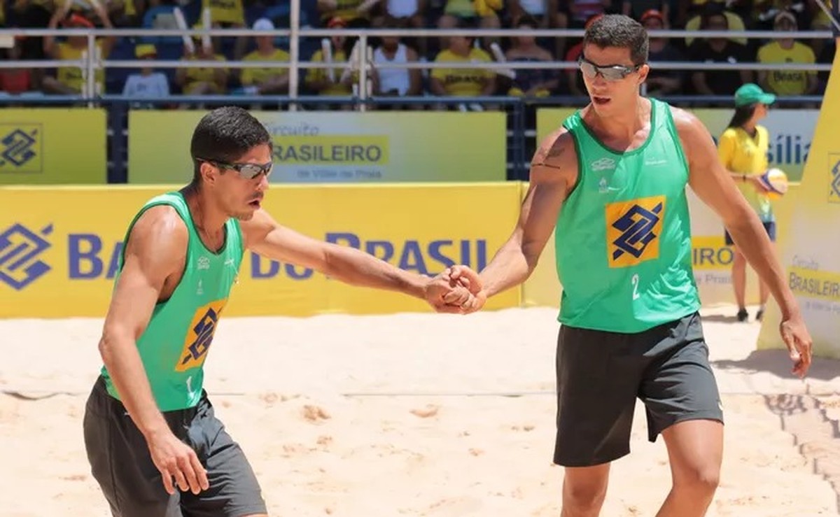 Saymon Barbosa é o novo parceiro de George Wanderley no vôlei de praia ...