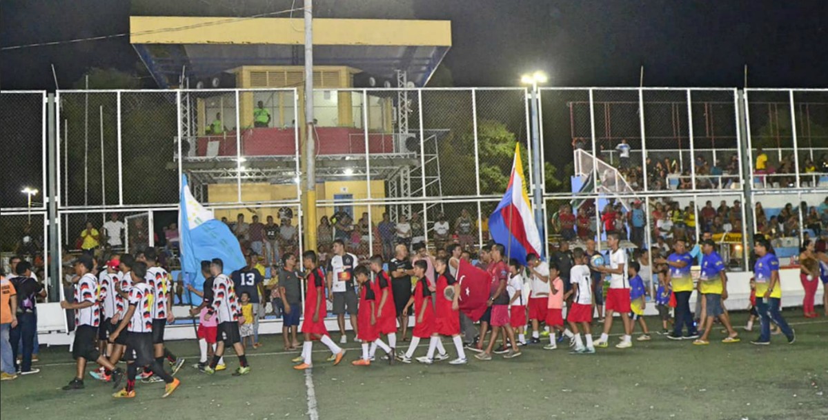 Com novo nome, Copa Biróba "dribla" liminar e faz abertura em praça no AP
