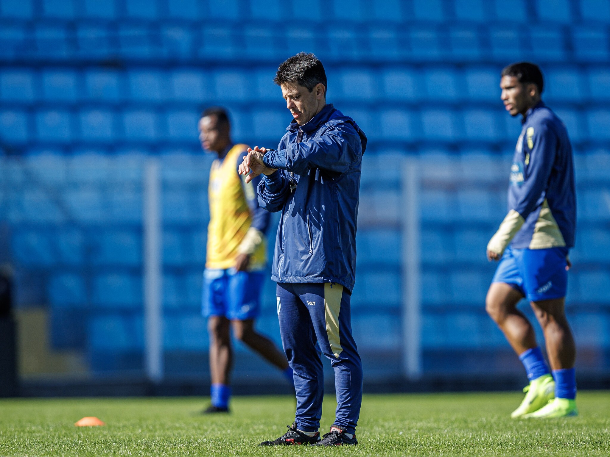 Técnico campeão da Série B Sub-20 deixa o Avaí rumo ao Inter | Ge