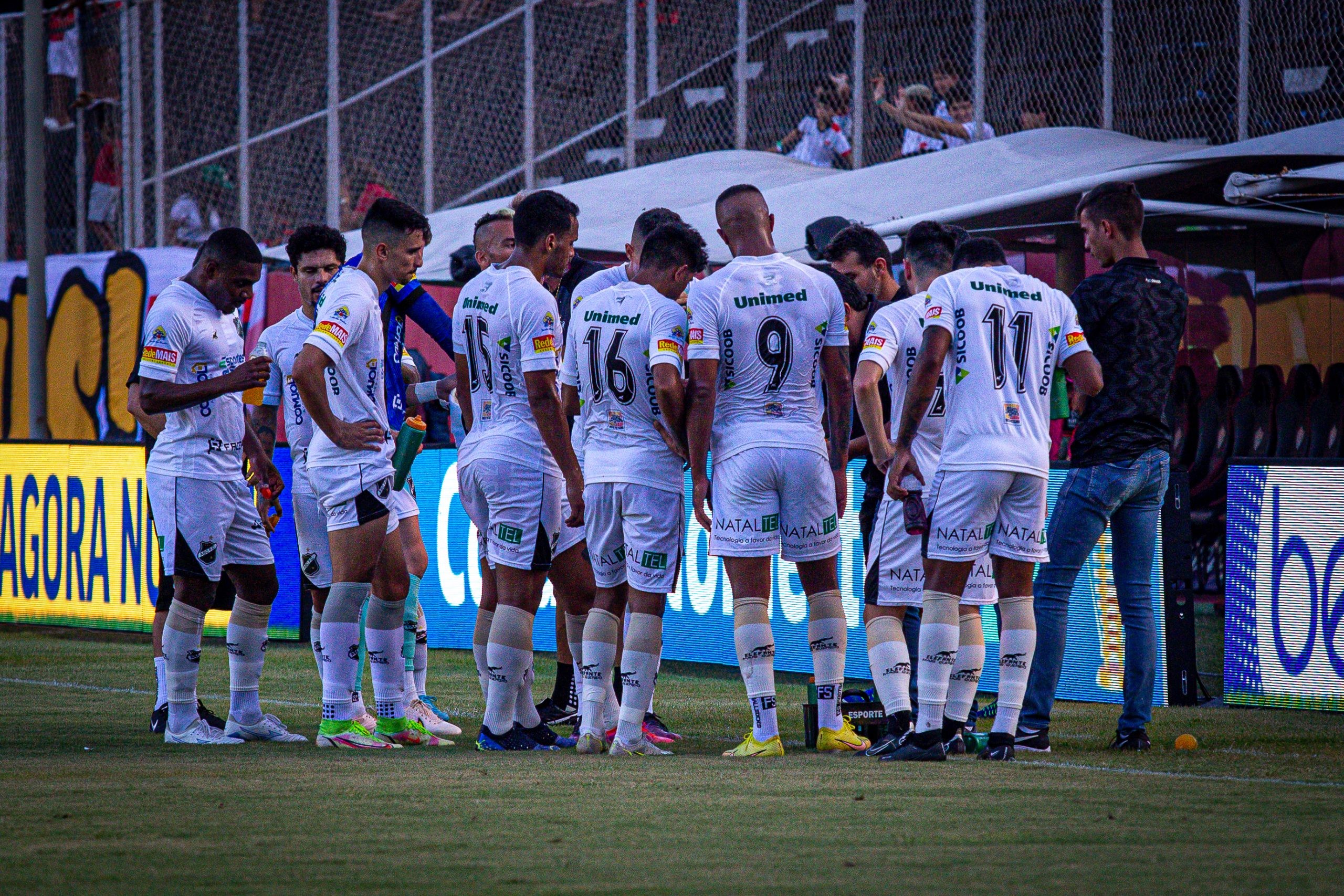 Brasil tem 15 times entre os 20 que mais usaram jogadores no mundo na ...