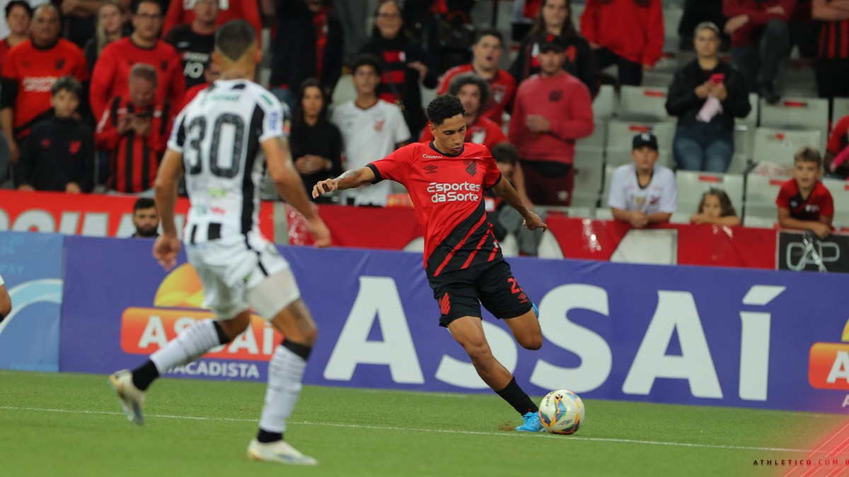 Roraimense Felipinho se destaca em primeira partida como titular no ...