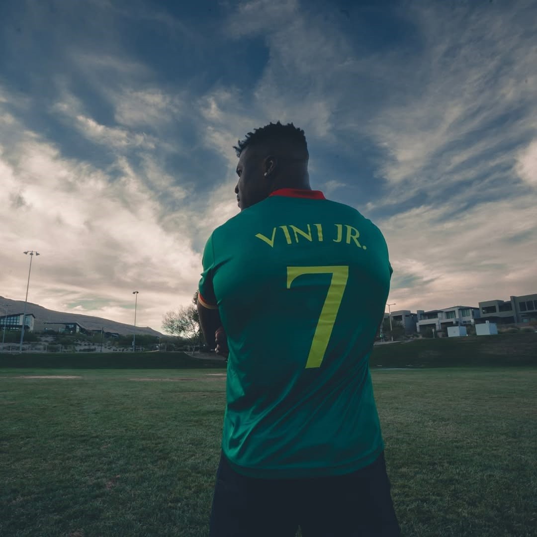 Ngannou faz "campanha" por Vini Jr em Camarões: "Te esperando" | Ge