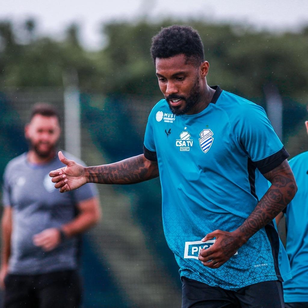 Ex-Flu, Rhayner é apresentado pelo CSA e comenta mudança no estilo ...