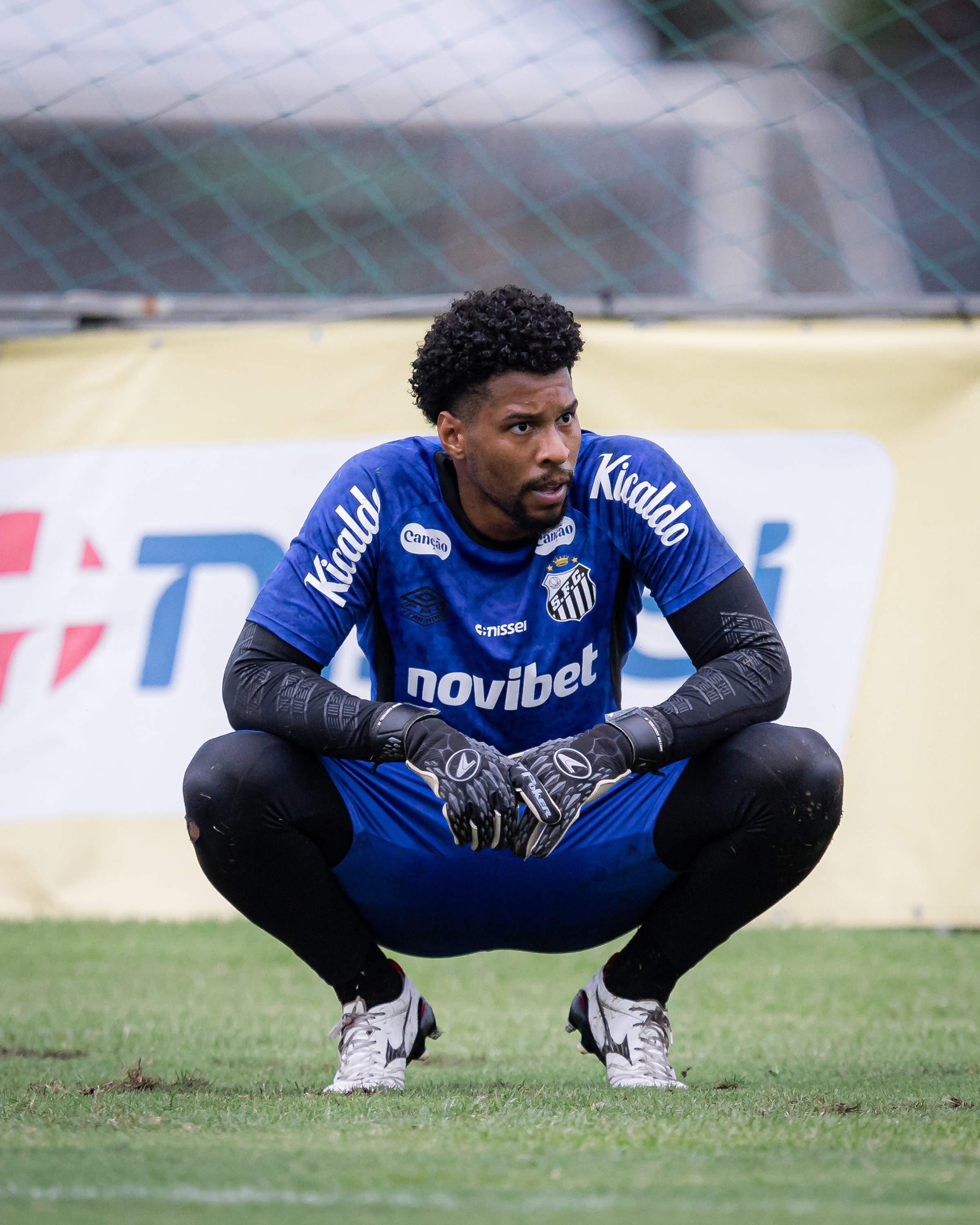 Santos renova com goleiro Diógenes até o fim de 2028 | Ge