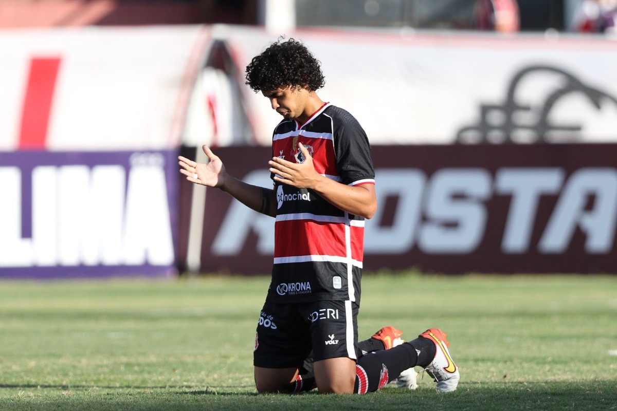 Nova Venécia aceita proposta e renova empréstimo de zagueiro Yan de ...