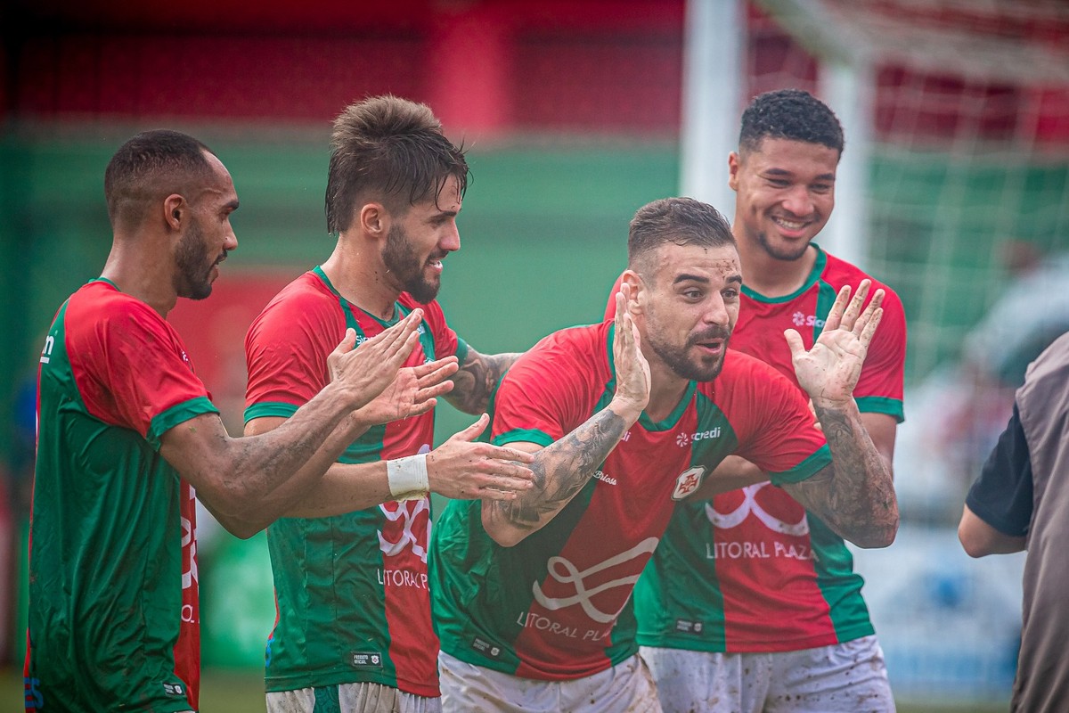 Lucas Cunha volta a marcar e garante vitória da Briosa contra o ...