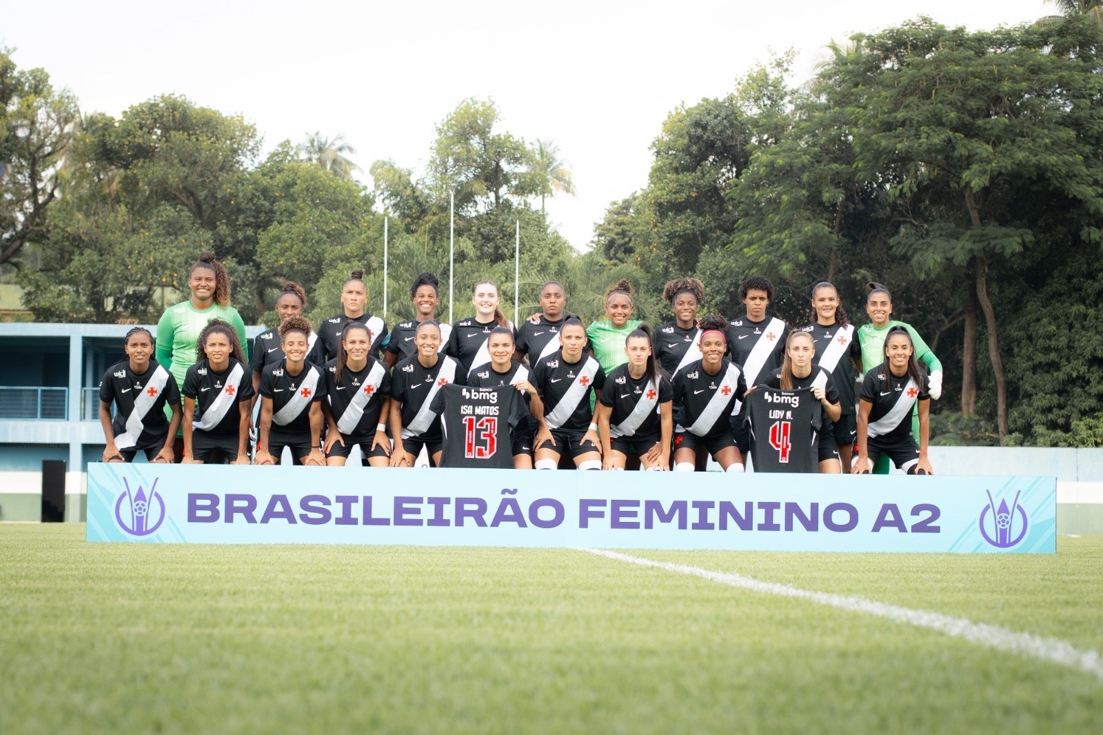 Jogadoras do Vasco vão receber material da história do clube com recado ...