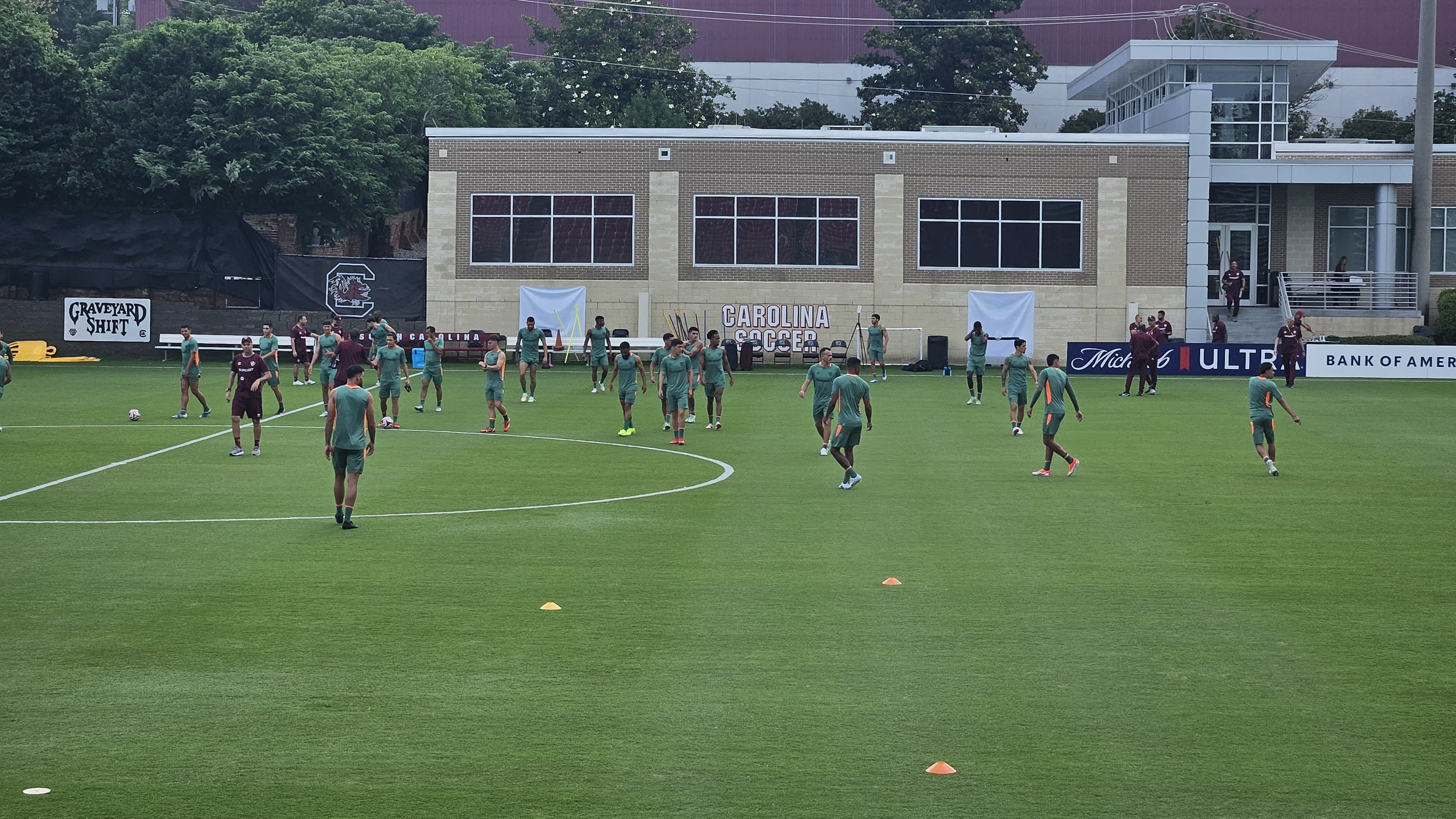 Ainda sem Soteldo, Renato comanda treinamento do Fluminense para pegar ...