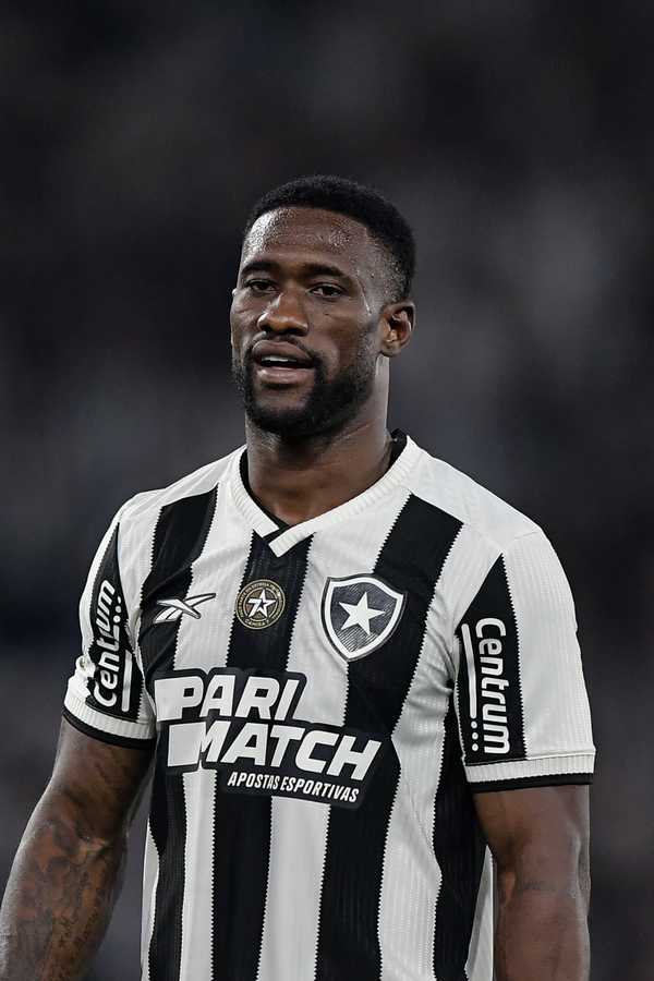 Bastos está fora da estreia do Botafogo na Copa Intercontinental ...
