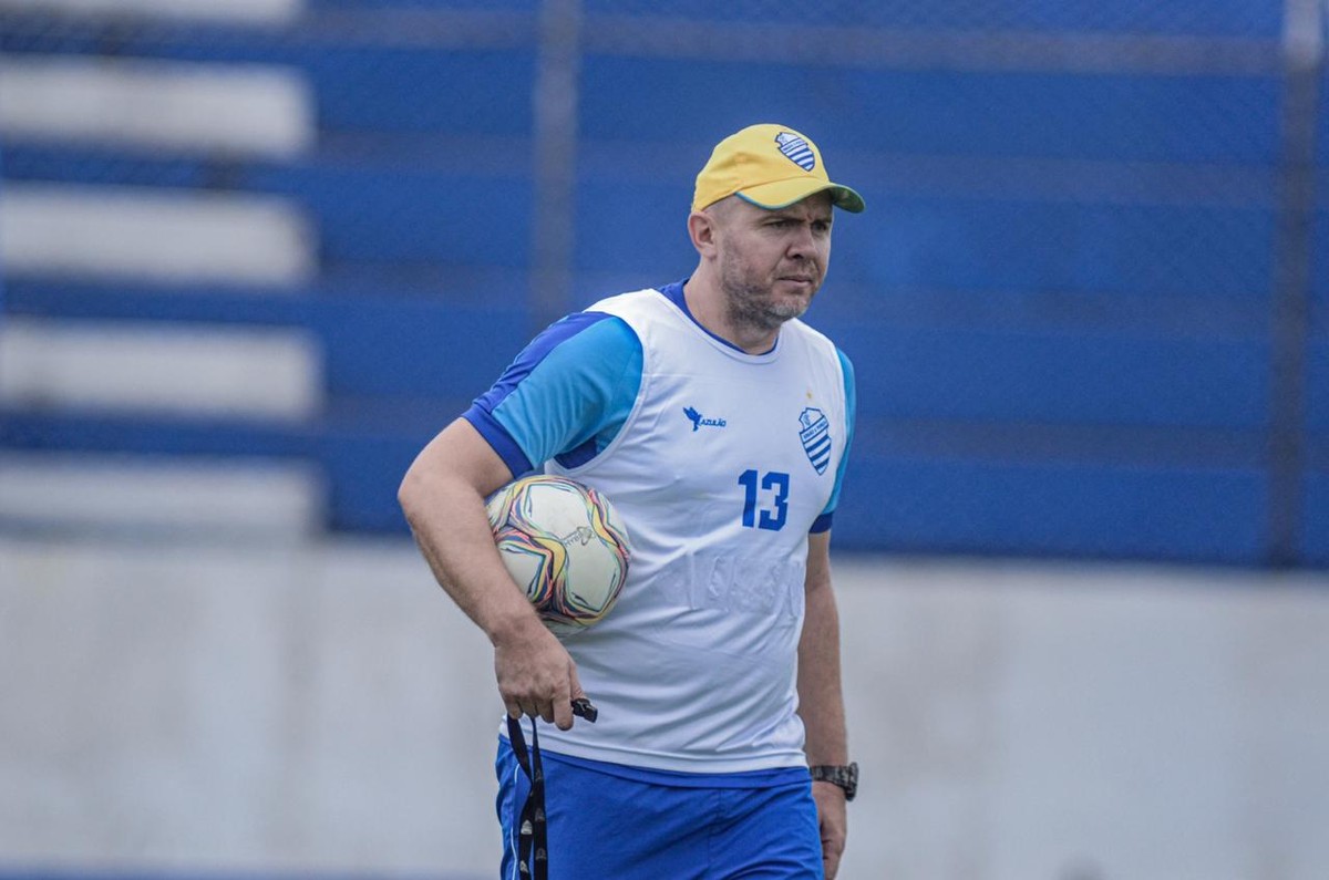 Na briga pelo acesso: veja o desempenho do técnico Mozart no comando do ...