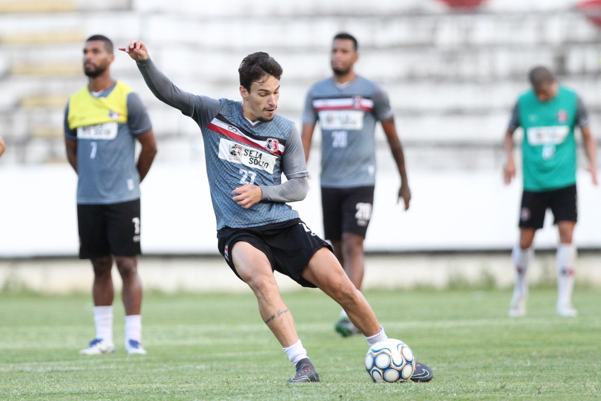 Ex-Santa Cruz, Arthur Rezende acerta com Boavista-RJ para disputar ...