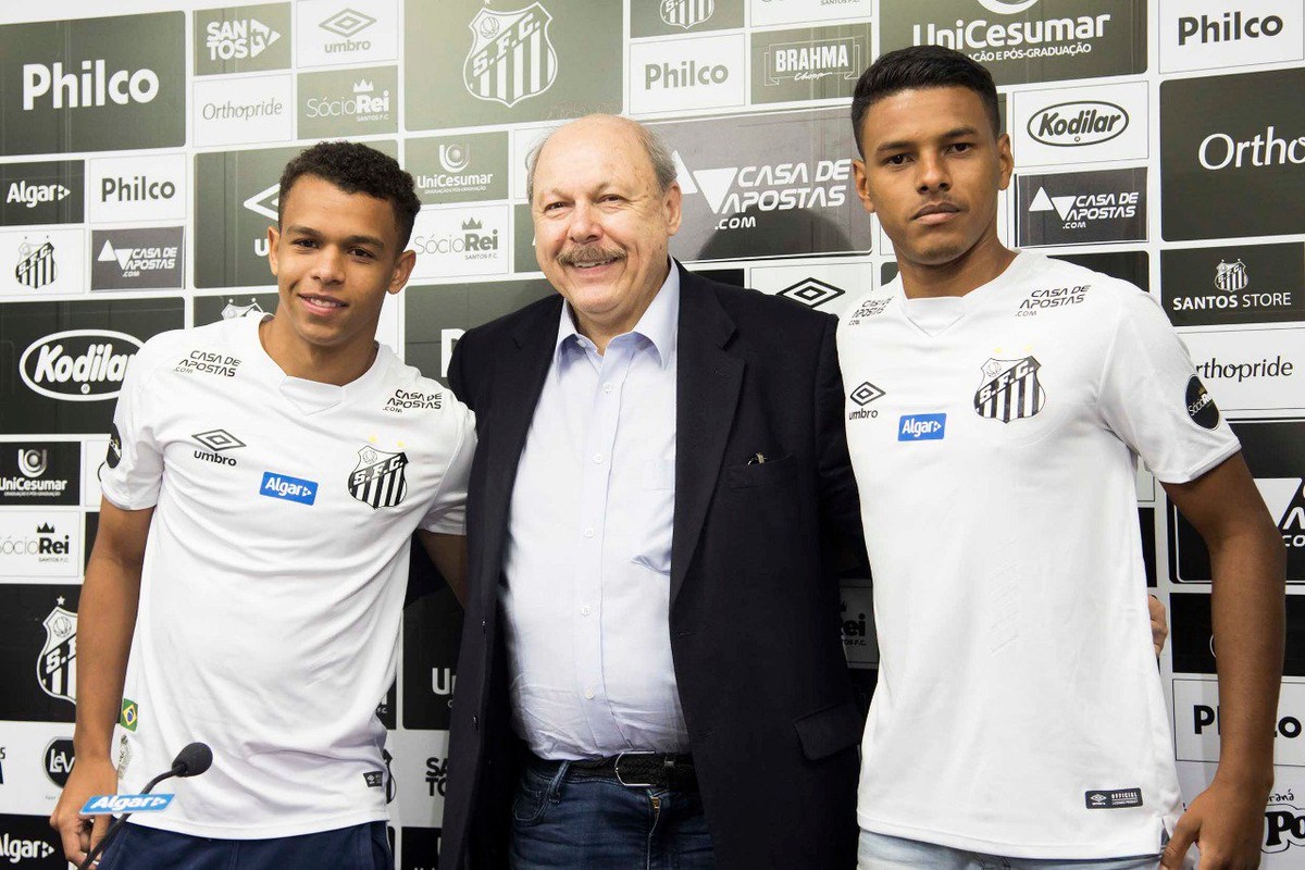Santos renova com volante destaque na base e atacante especulado no ...