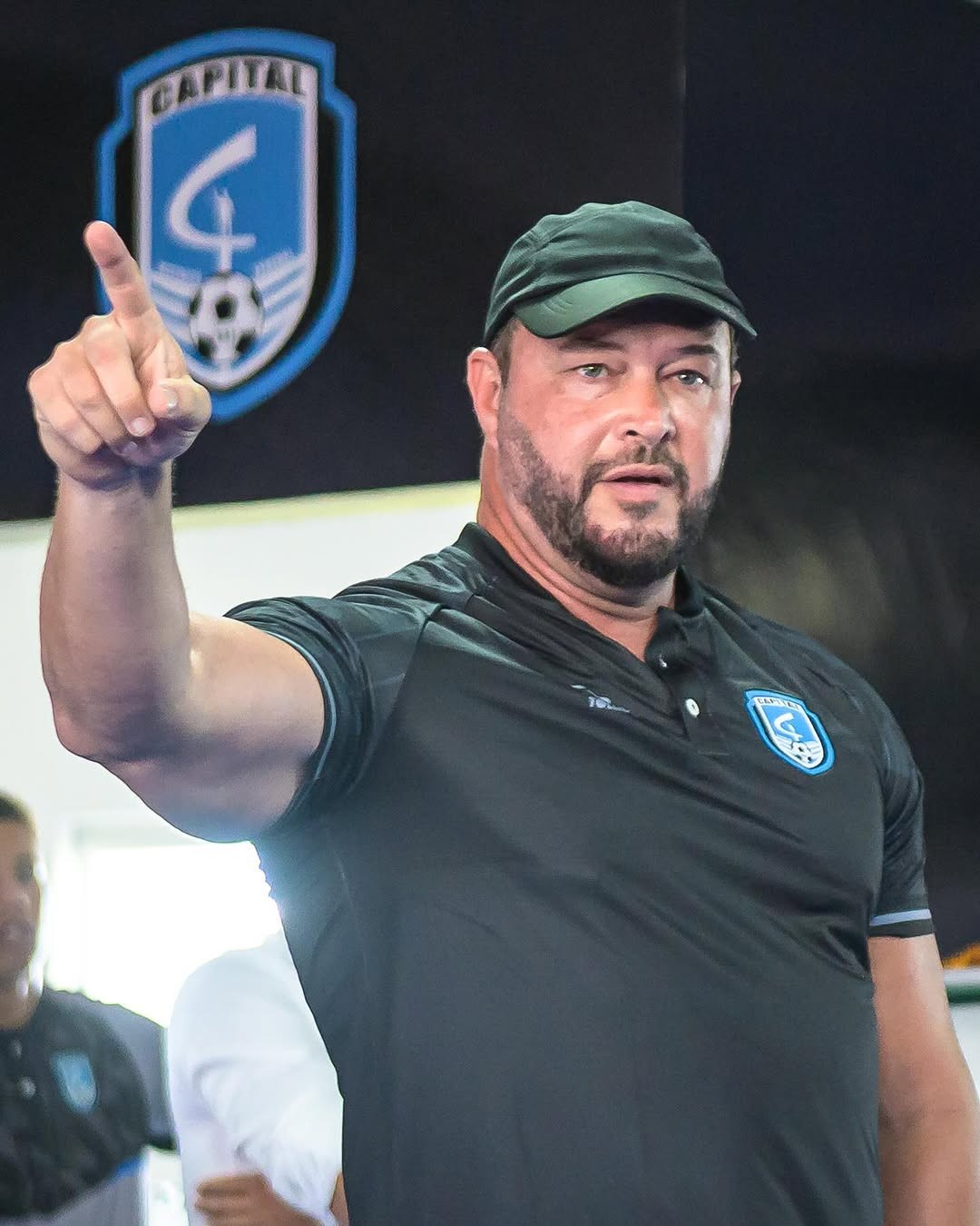 Enquete: maioria aponta Roberto Fernandes no Treze como a melhor aposta no Trio de Ferro para ...