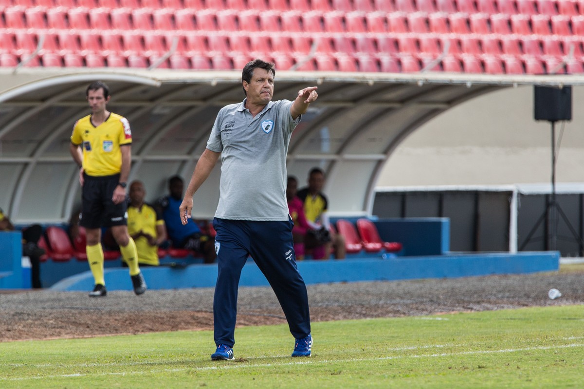 Adilson Batista aprova reforços e valoriza vitória do Londrina ...