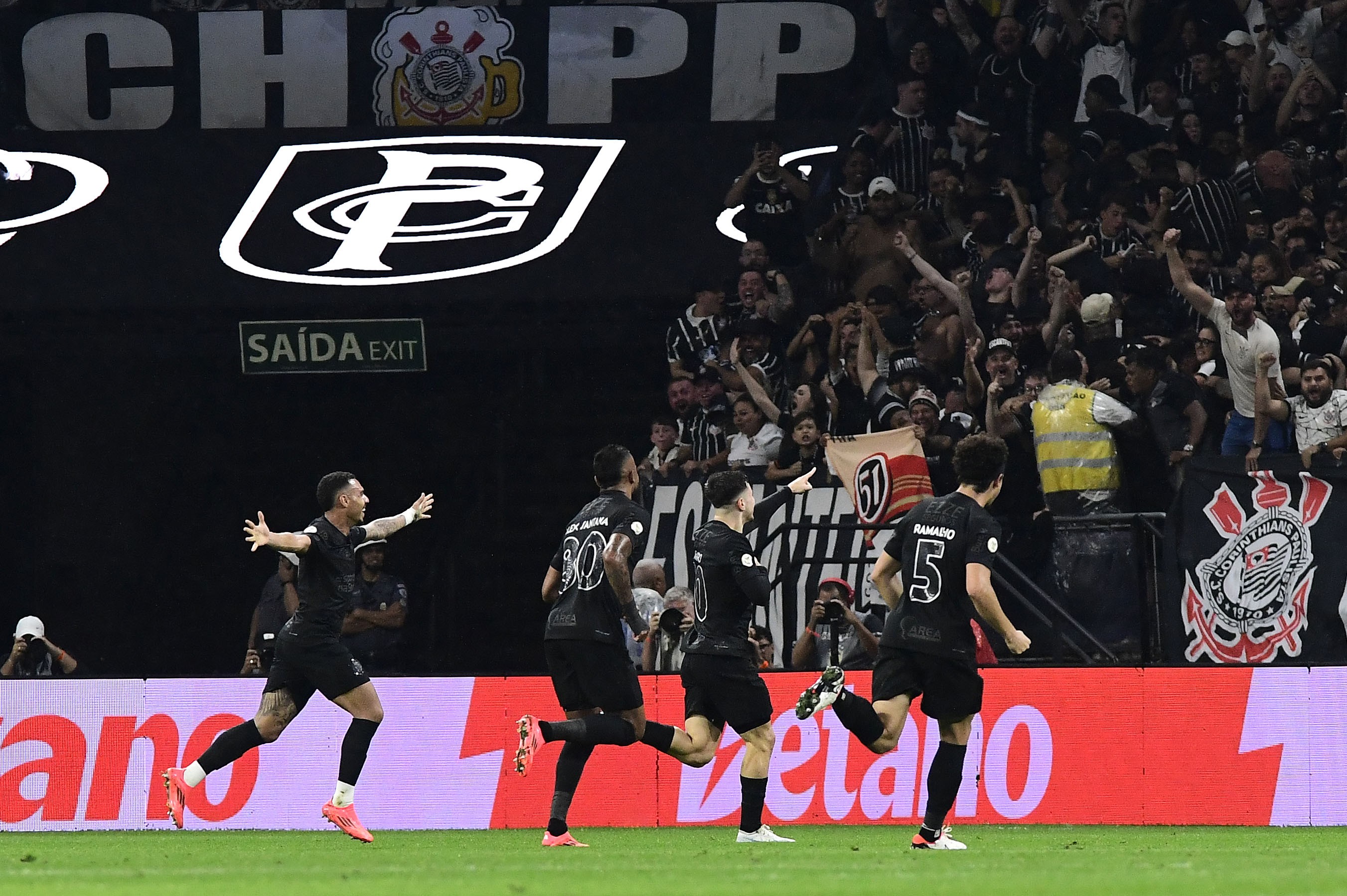 Vai embalar? Corinthians não vence quatro jogos seguidos no Brasileirão ...