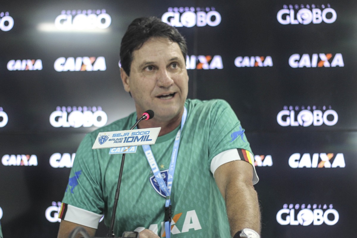 João Brigatti confirma interesse em zagueiro e admite dificuldade na ...
