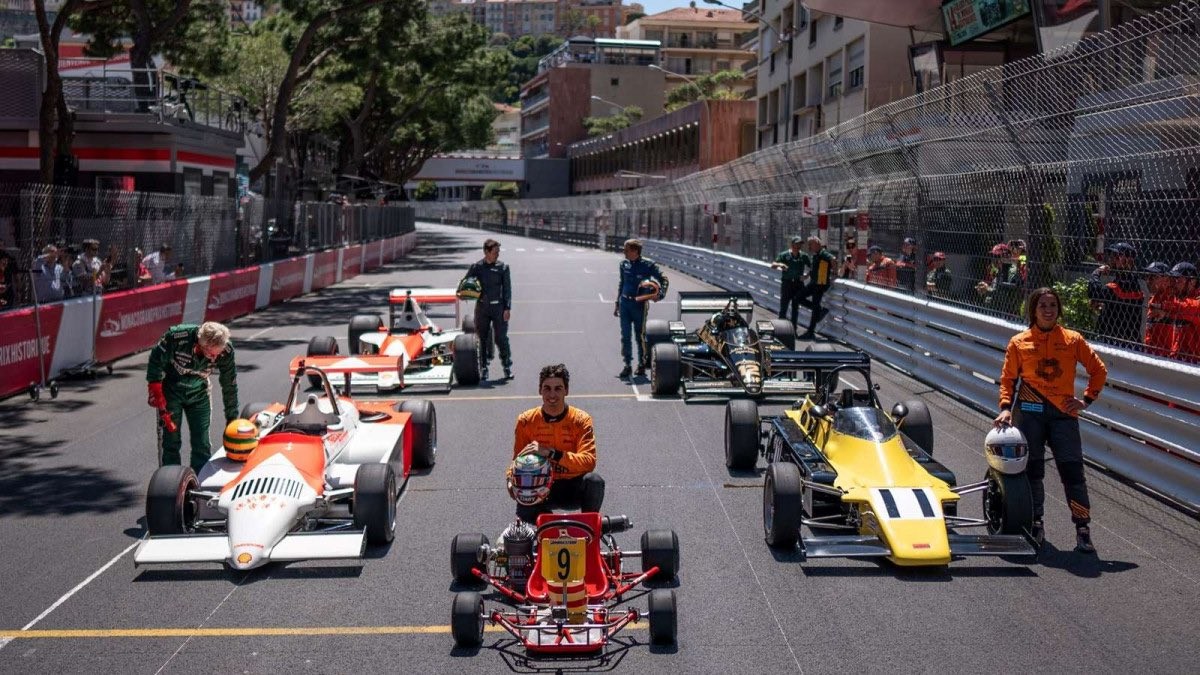 Ayrton Senna é homenageado com desfile de carros em Mônaco; veja vídeo | Ge