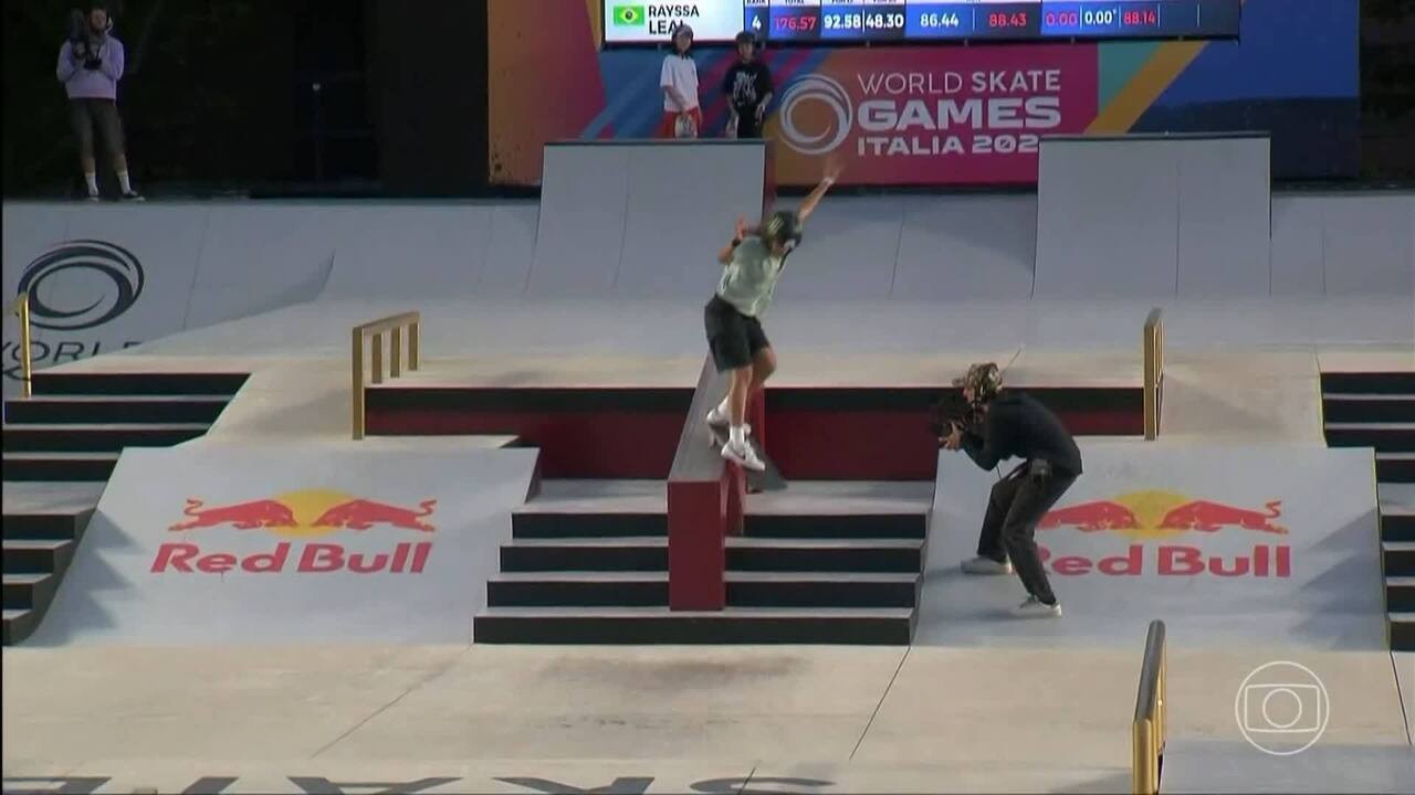 Seis brasileiras avançam para as quartas de final do Mundial de Skate ...